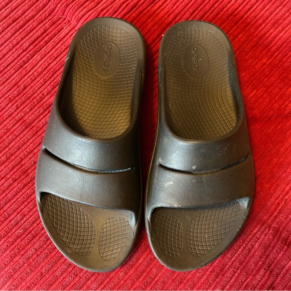 OOFOS | Shoes | Oofos Ooahh Sport Recovery Slide Sandals Size M8w ...